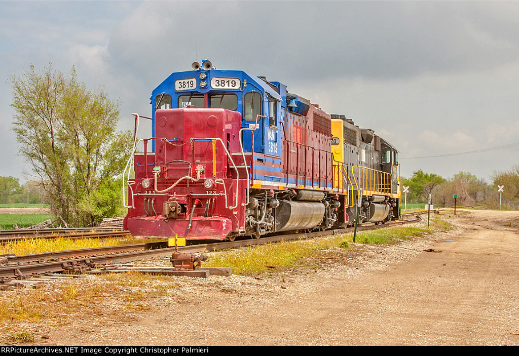 WAMX 3819 and WAMX 3820